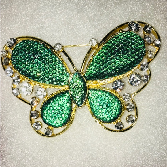 Jewelry | 8 Beautiful Brooch | Poshmark